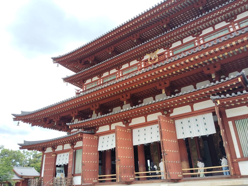 Nara: Yakushi-ji Temple - 1300 Years of Beauty in 60 Minutes - East and West Pagodas