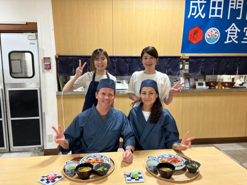 Narita Offering 3hour Japanese Cooking Experience. - Instructor Background