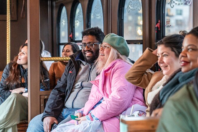Narrated Scenic Trolley Tour in Minneapolis, Minnesota - Insightful and Engaging Storytelling