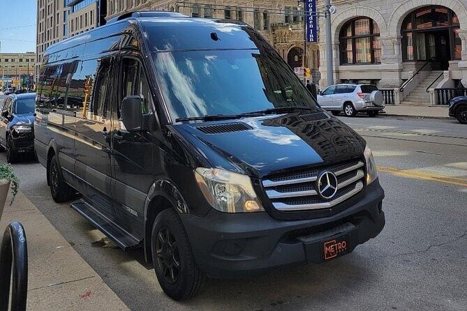 Nashville Airport Private Transportation for 6-13 Passengers - A Deep Dive into the Nashville Airport Private Transportation Experience