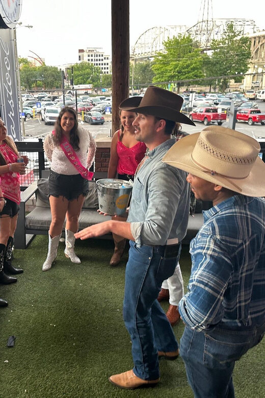 Nashville: Broadway Boyfriends Bar Crawl - FAQ