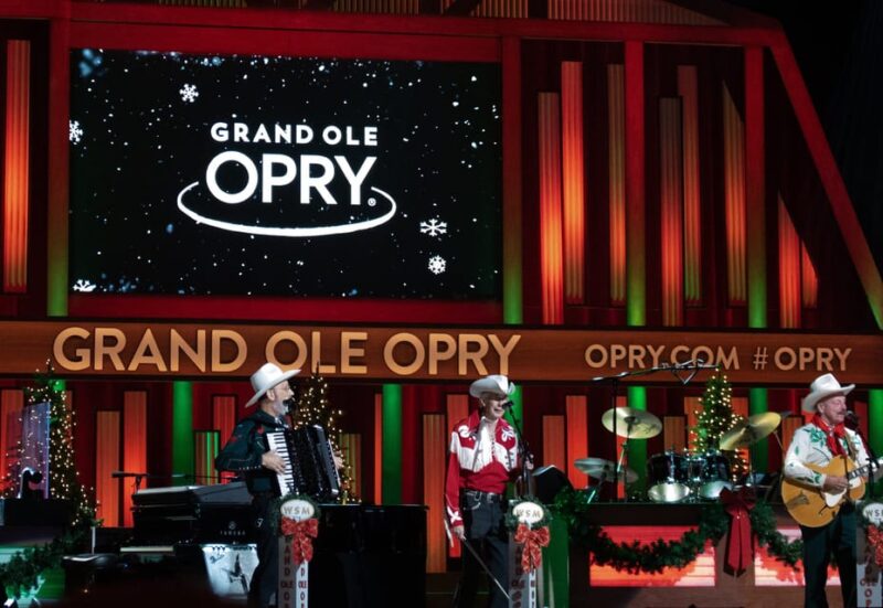 Nashville: Country Christmas Music Show at the Opry House - Authentic Insights from Reviews