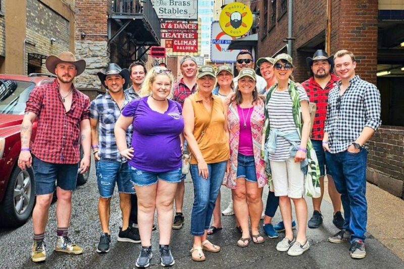 Nashville: Drinkers & Thinkers Pub Crawl - The Role of Guides: Knowledge and Energy
