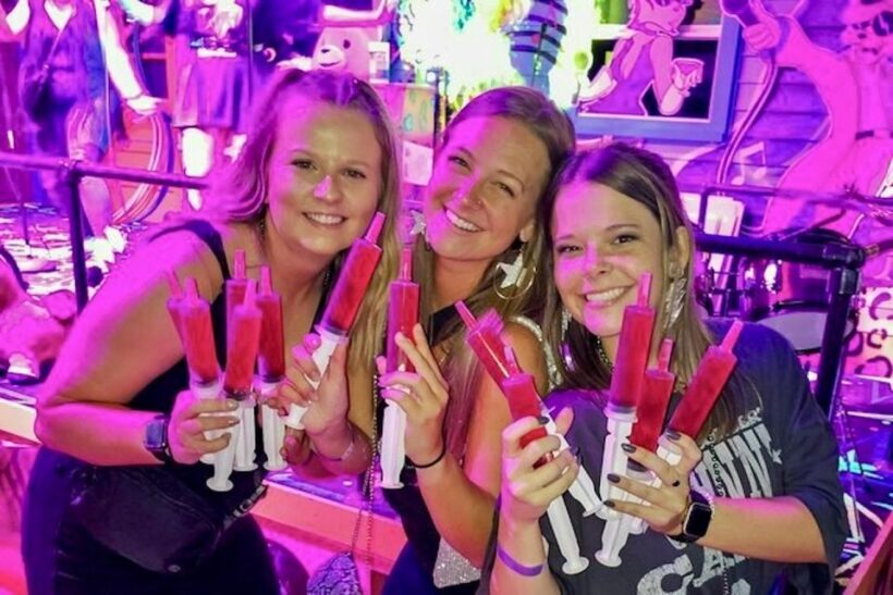 Nashville: Exclusive Entry and Special Offers VIP Bar Crawl - Introduction: The Lowdown on Nashvilles VIP Bar Crawl