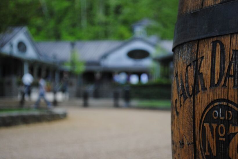 Nashville: Jack Daniel Distillery Day Trip with Tastings - The Itinerary in Detail