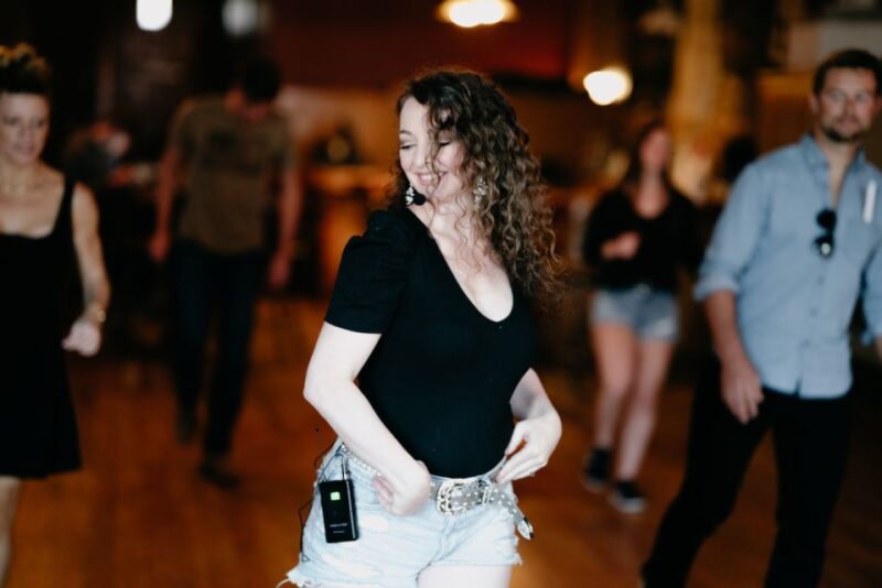 Nashville: Line Dancing Class with Keepsake Video - The Venue: Setting the Stage
