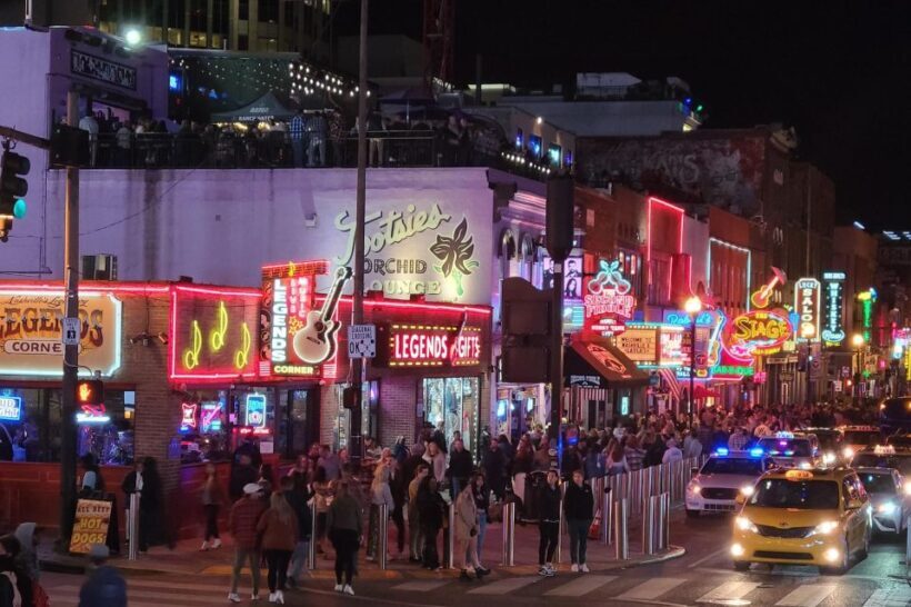 Nashville: Music City Nighttime Trolley Tour - Exploring Nashville from the Comfort of a Trolley