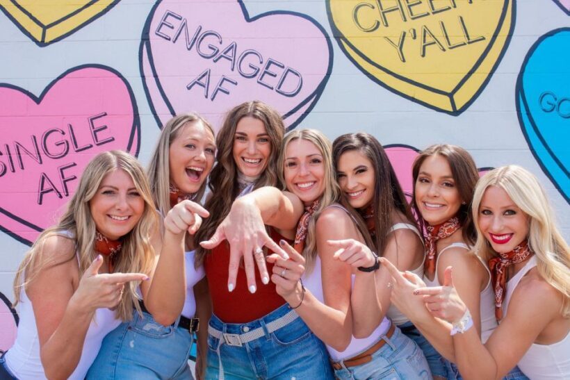 Nashville: Ultimate Bachelorette Photoshoot - Discovering Nashville’s Stylish Side