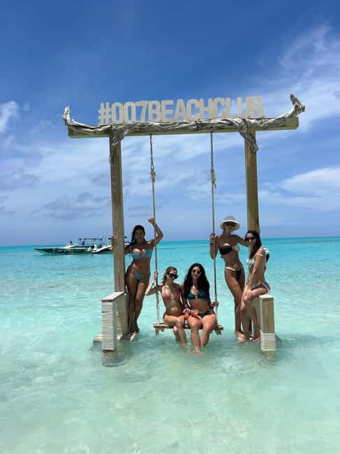 Nassau: Pigs, Snorkel, Turtles, Lunch, Private Beach Club - FAQs