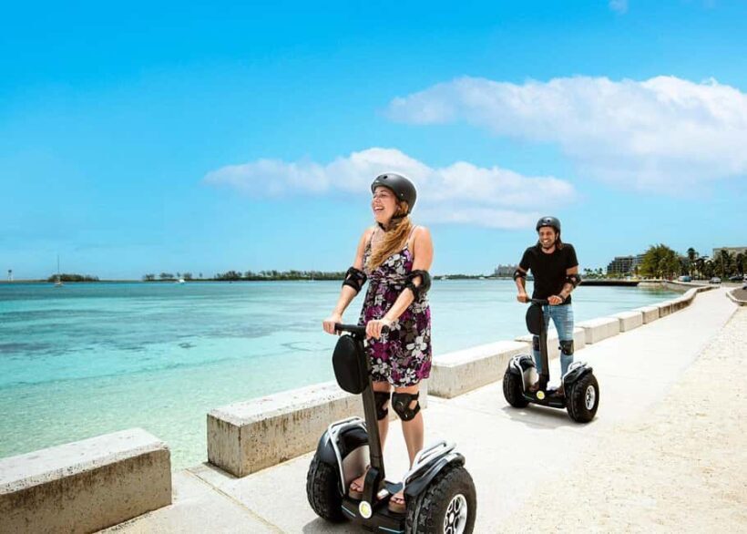 Nassau: Segway Tour with Fort Charlotte & Food Tasting - Key Points