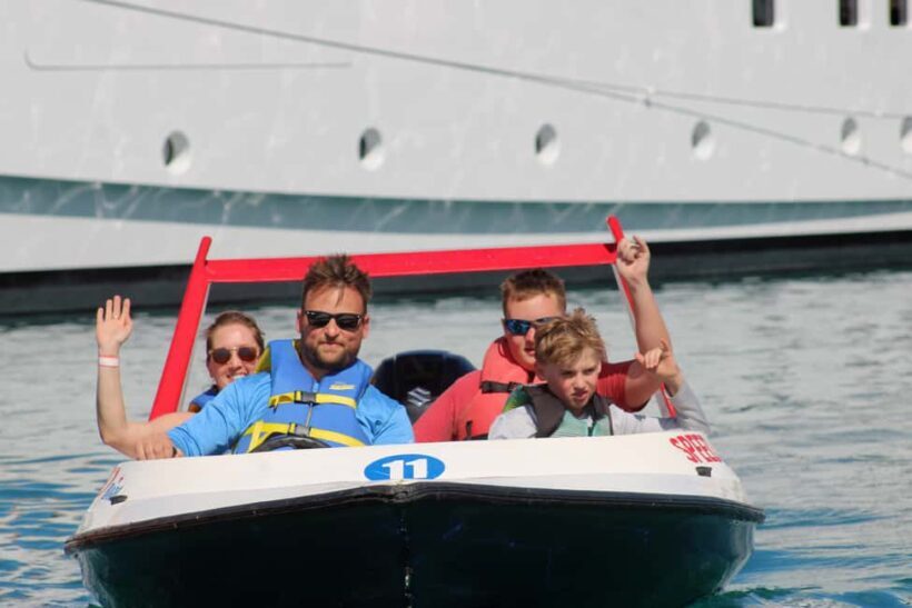 Nassau: Self-Drive Speedboat Ride and Pig Swimming Encounter - The Experience You Can Expect