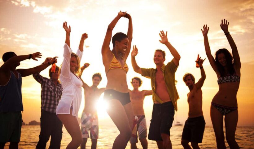 Nassau: Sunset Dinner Cruise - Itinerary Breakdown