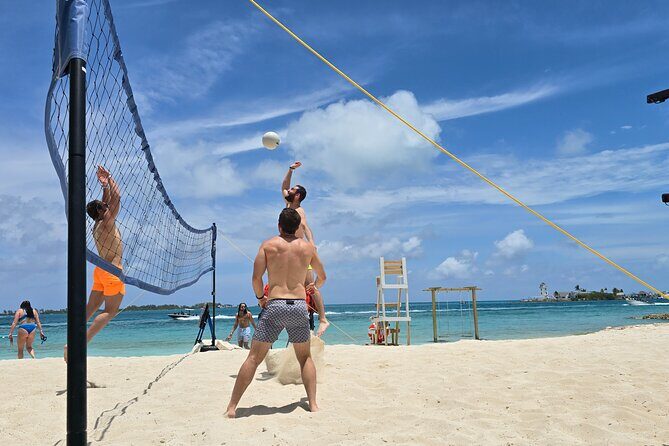 Nassau Swimming Pigs: Snorkeling, Lunch & Private Beach Club - FAQ