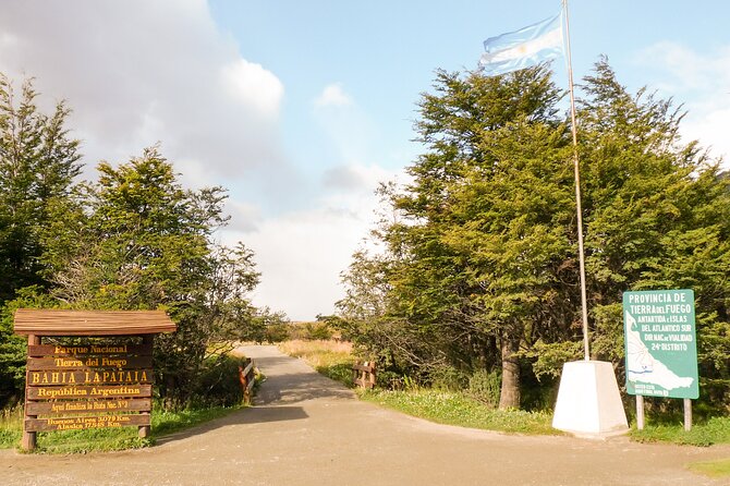 National Park and Train Trip End of the World Guided Tour - Guided Experience