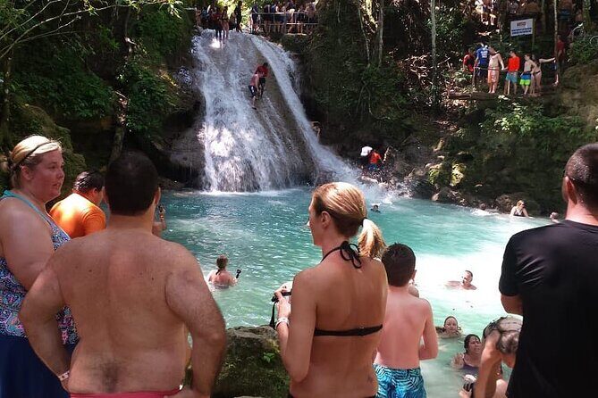Nature Seekers Green Grotto Cave and Blue Hole - Who Will Love This Tour?