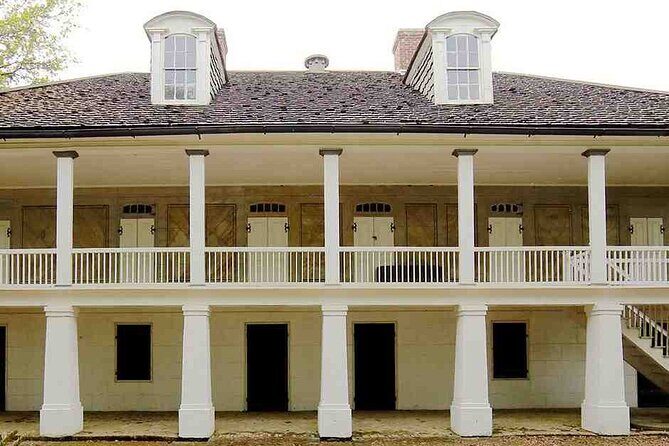 Nawlins Luxury: Double Plantation Whitney & Oak Alley with Transportation - The Sum Up