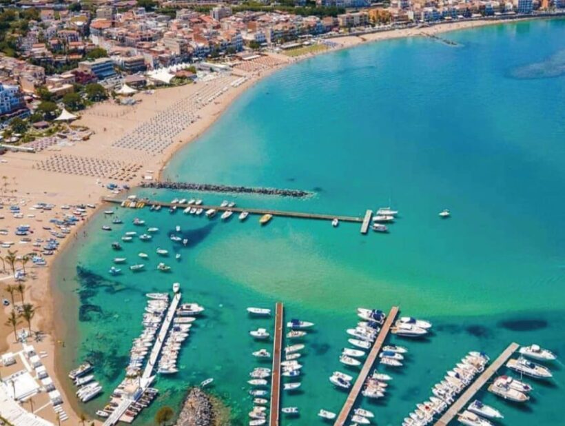 Naxos: Isola Bella, Blue Grotto, & Mazzarò Bay Boat Tour - Practical Tips for Participants