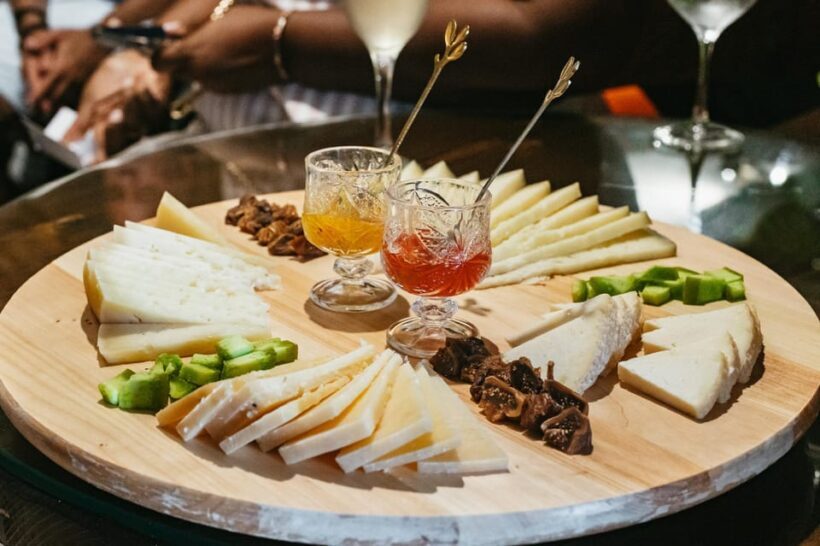Naxos: Naxos Town Food Tour with Tastings and Wine - An In-Depth Look at What to Expect