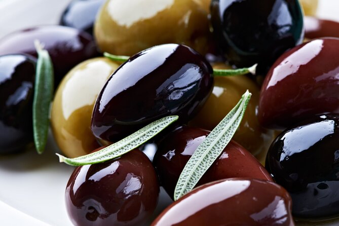 Naxos Town Food Tour - Local Guides and Their Expertise