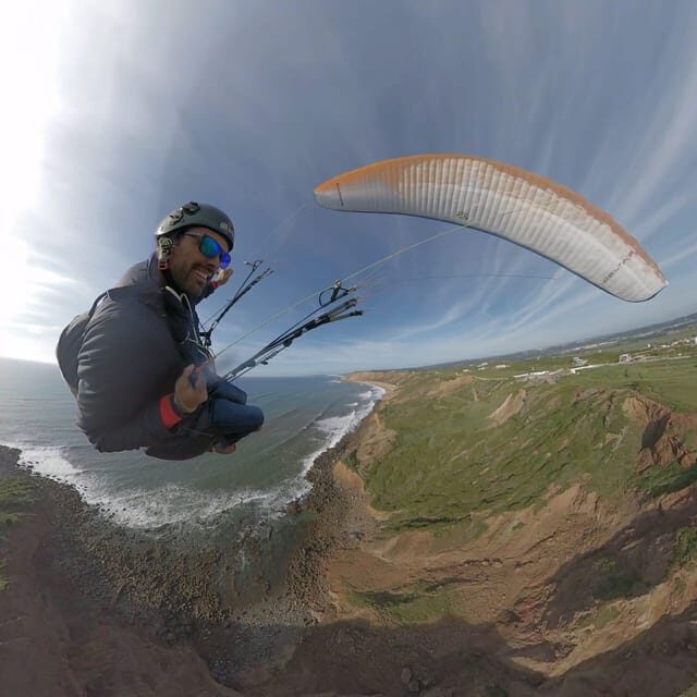 Nazare: Paragliding tandem flight - Who Will Love This Experience?