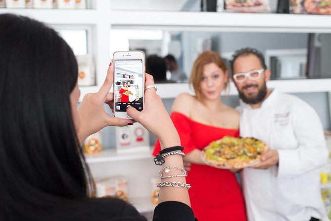 Neapolitan Pizzamaker for One Day - Highlights of the Class Content