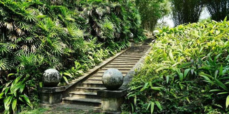 Negombo/Colombo: Bawa's Estate & Brief Garden Private Tour - Who This Tour Is Best For