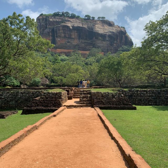 Negombo: Sigiriya Rock and Minneriya National Park Day Tour - Final Thoughts