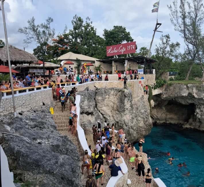 Negril: 7 Mile Beach, Shopping, & Dinner at Ivan's Tour - Who Will Love This Tour