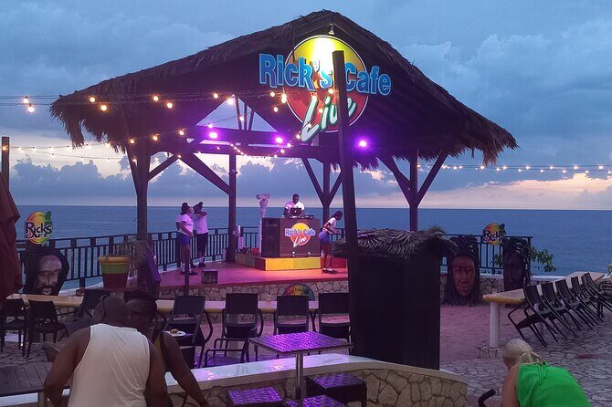 Negril 7 Miles White Sand Beach and Rick's Cafe from Montago Bay - The Value of the Experience