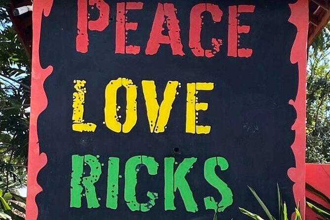 Negril day! beach and west end Cliffs with French Guide - A Deep Dive into the Negril Experience