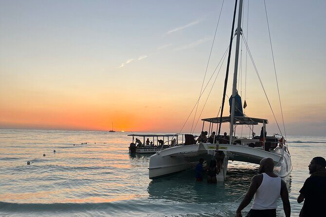 Negril Private Day Tour: ATV Ride, Party Catamaran & Ricks Cafe - FAQs