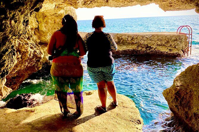 Negril Seven Miles Beach And Ricks Cafe Tour - Analyzing the Value and Practicalities