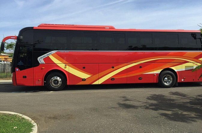 Negril Shuttle to Montego Bay Airport: 1-Way or Round-Trip - Who Should Consider This Shuttle?