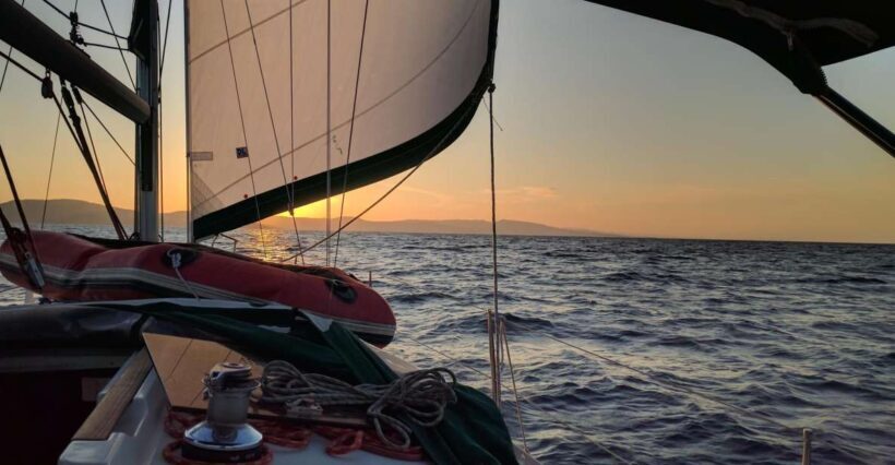 Neos Marmaras: Sunset West Sithonia Islets Sailboat Tour - Who Will Love This Tour?