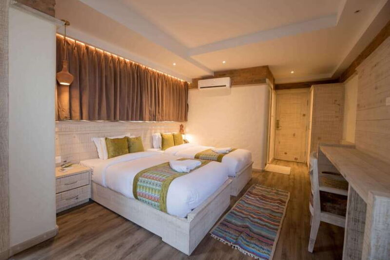 Nepal : 2 weeks Transformative Yoga and Meditation Retreat - Practical Details