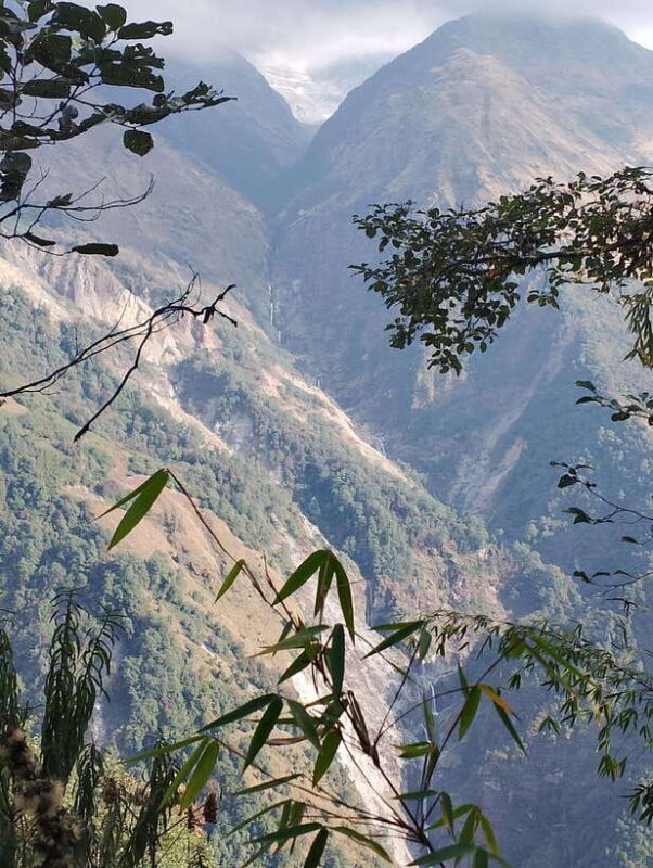 Nepal: Everest Base Camp with Kalapathar Trek - Authentic Encounters and Cultural Insights