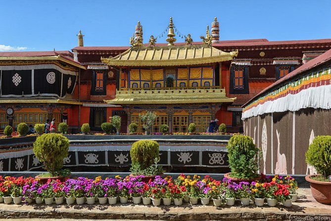 Nepal, Tibet & Bhutan tour start & end in Kathmandu, visit Lhasa, Paro & Thimpu - Who Will Love This Tour?
