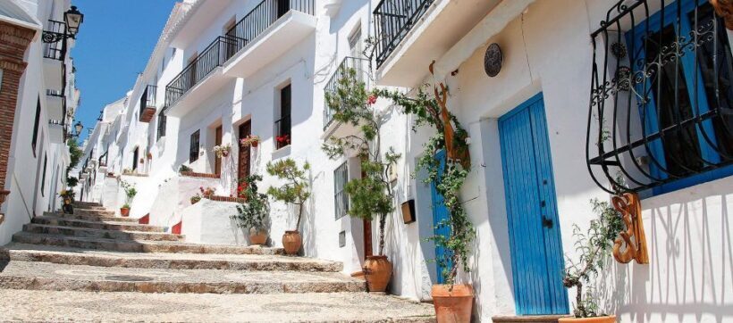 Nerja: Nerja & Frigiliana Private Day Trip from Malaga - Itinerary Breakdown: What You Can Expect