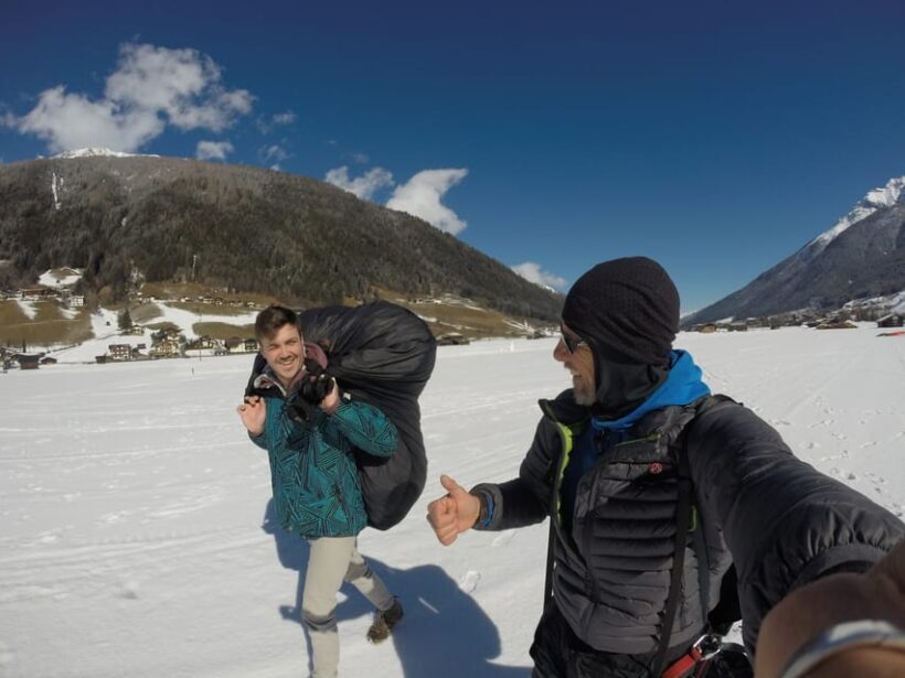 Neustift im Stubaital: Tandem Paragliding Flight - An In-Depth Look at the Paragliding Experience
