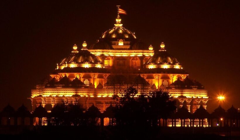 New Delhi: Akshardham Temple Light Show with Custom Add-Ons - In Closing