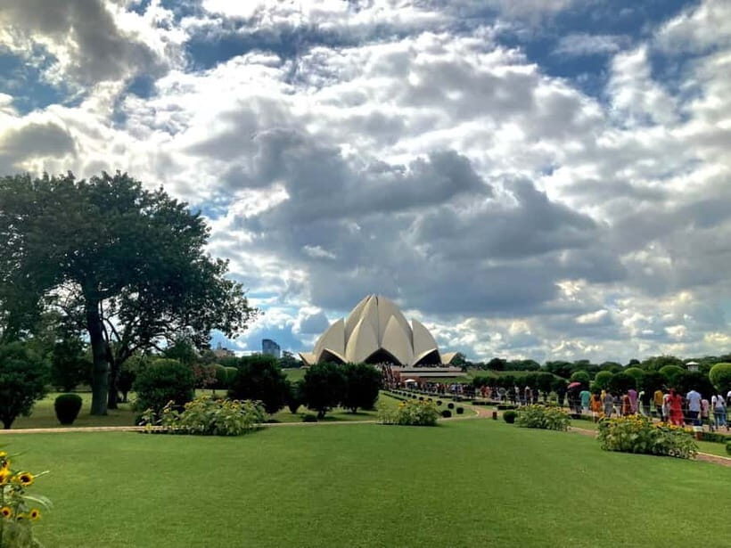 New Delhi: Lotus Temple Private Tour with Skip-the-Line - Frequently Asked Questions (FAQs)