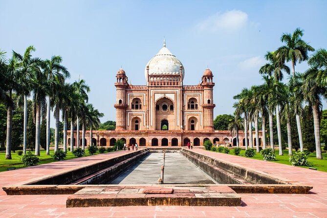 New Delhi: Mughal's architecture tour with transfers - The Sum Up