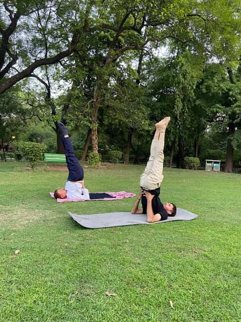 New Delhi: Soul Soothening Sun Yoga in Lodhi Gardens - An Overview of the Experience