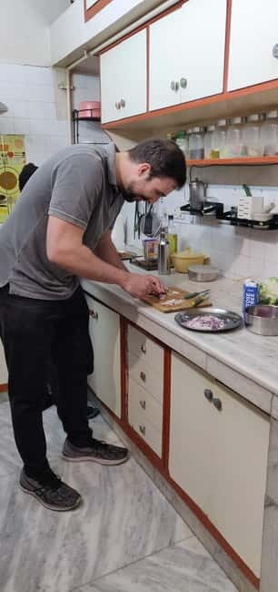 New Delhi: Traditional Indian Cooking Class & Market Visit - FAQs