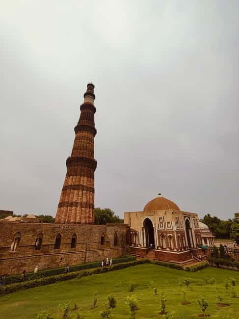 New Delhi Tuk-Tuk Tour - Tranquil Gardens and Elegant Tombs