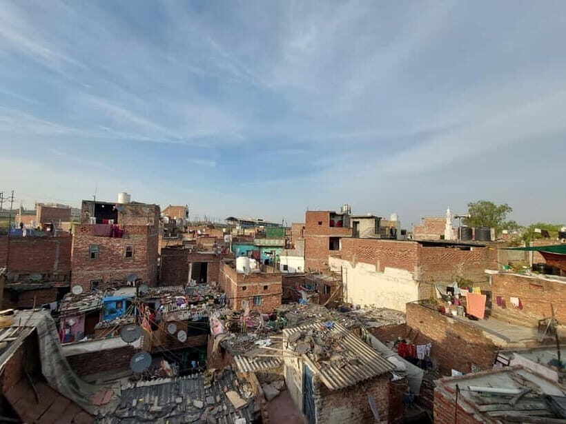 New Delhi:Sanjay Colony Slum Tour with Family Lunch - A Closer Look at the Sanjay Colony Slum Tour