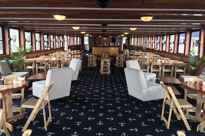 New England Fall Foliage Lunch Cruise in Boston Harbor - An In-Depth Look at the Boston Fall Foliage Lunch Cruise