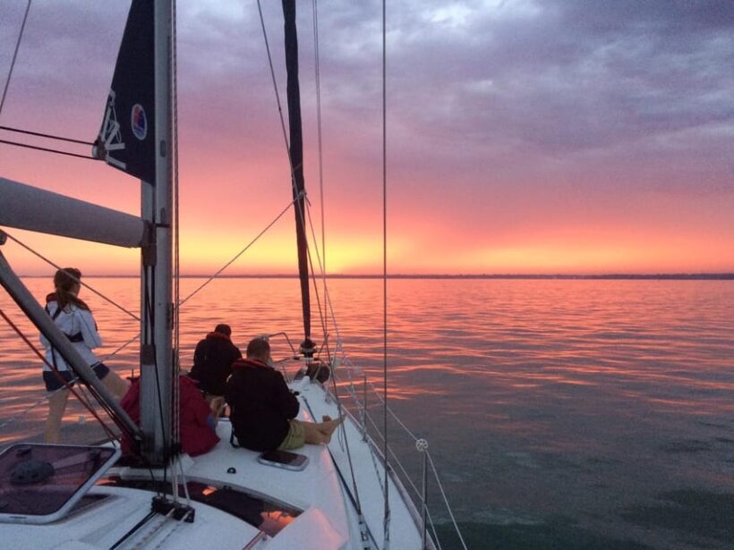 New Forest: Sail with Lunch or Dinner from Lymington - Key Points