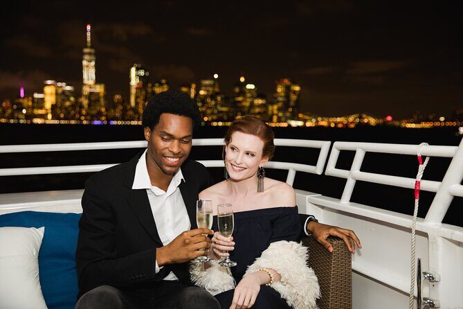 New Jersey New Year's Eve Buffet Dinner Cruise - Who Is This Cruise Best For?