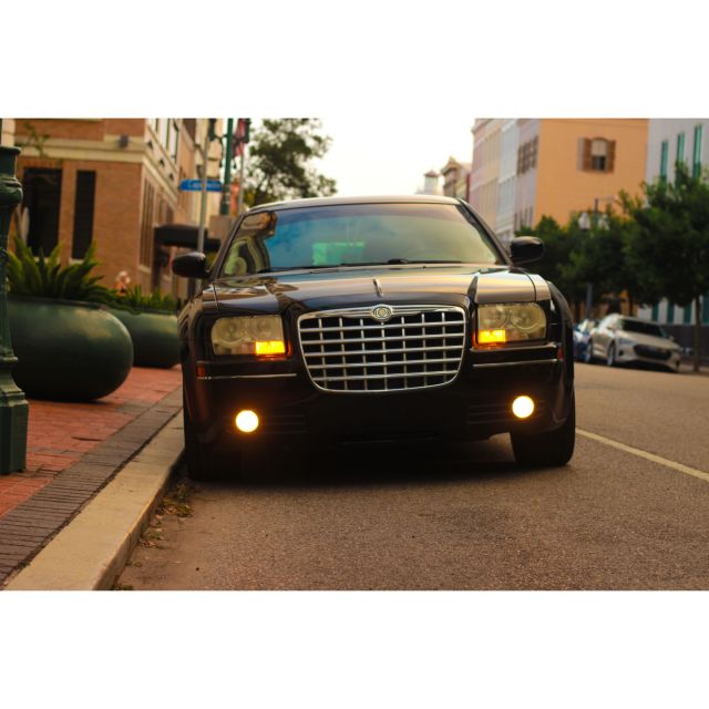 New Orleans: 1-Way Private Airport Transfer - The Vehicle and Amenities